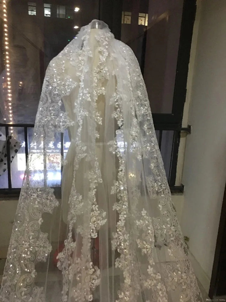 Elegant Cathedral Length Wedding Veil With Lace on Luulla
