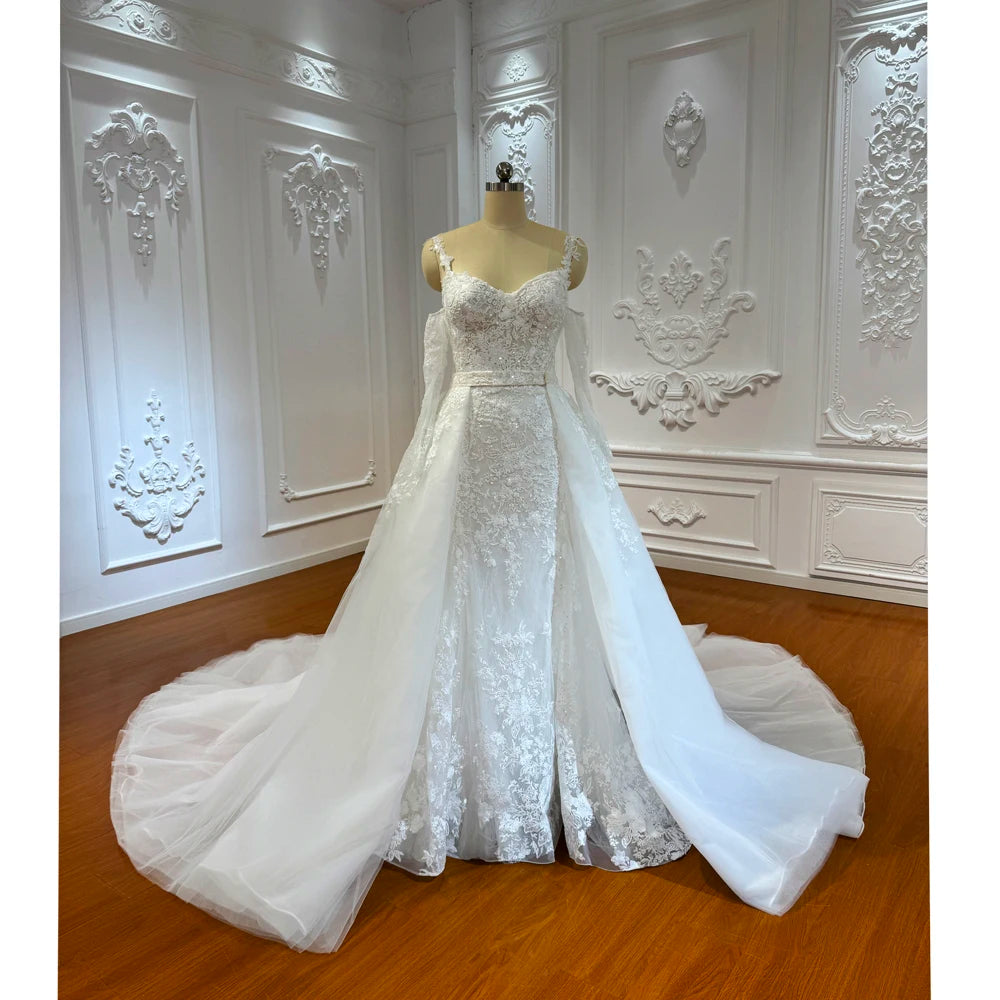 Lace Bridal Gown With Long Train Sleeves on Luulla